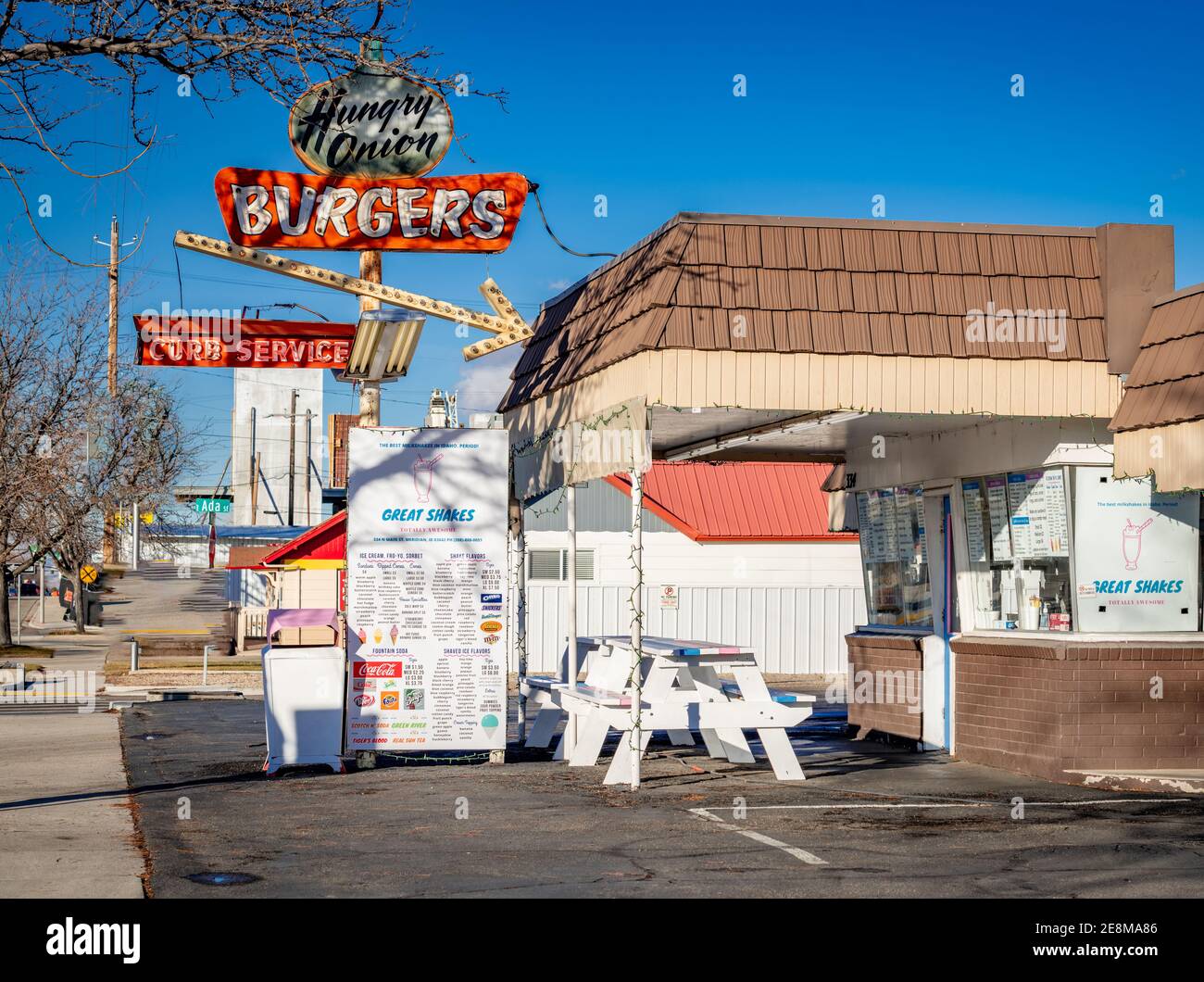 Popular small town restaurant in Meridian Idaho Stock Photo - Alamy