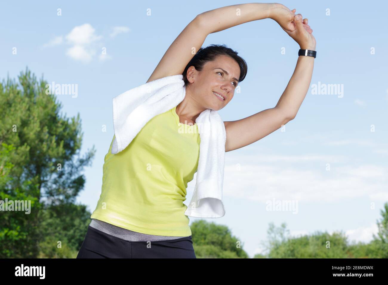 Girl stretching before exercise hi-res stock photography and images - Alamy
