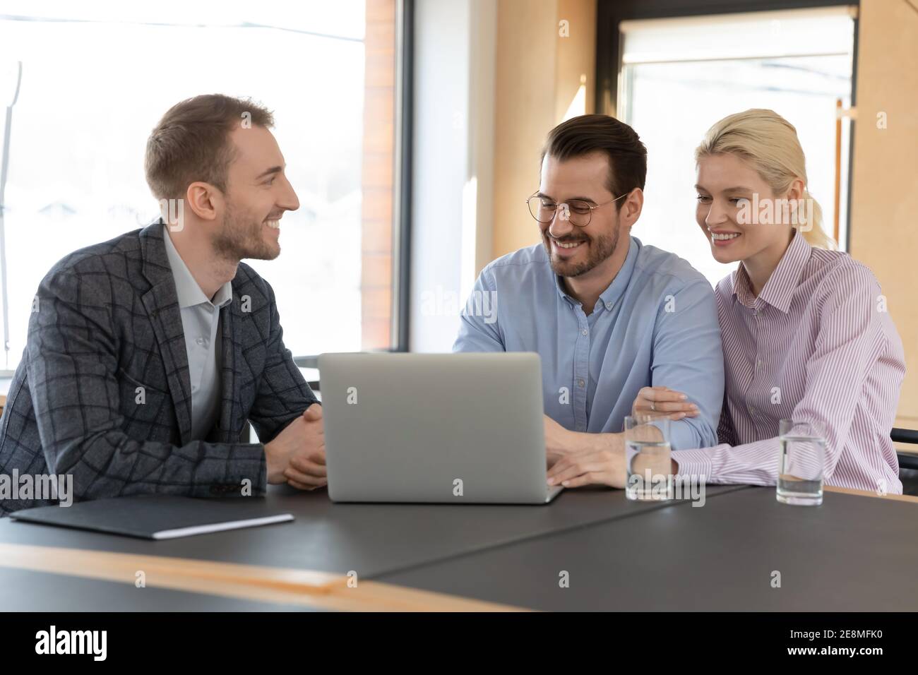 Real employee hi-res stock photography and images - Alamy