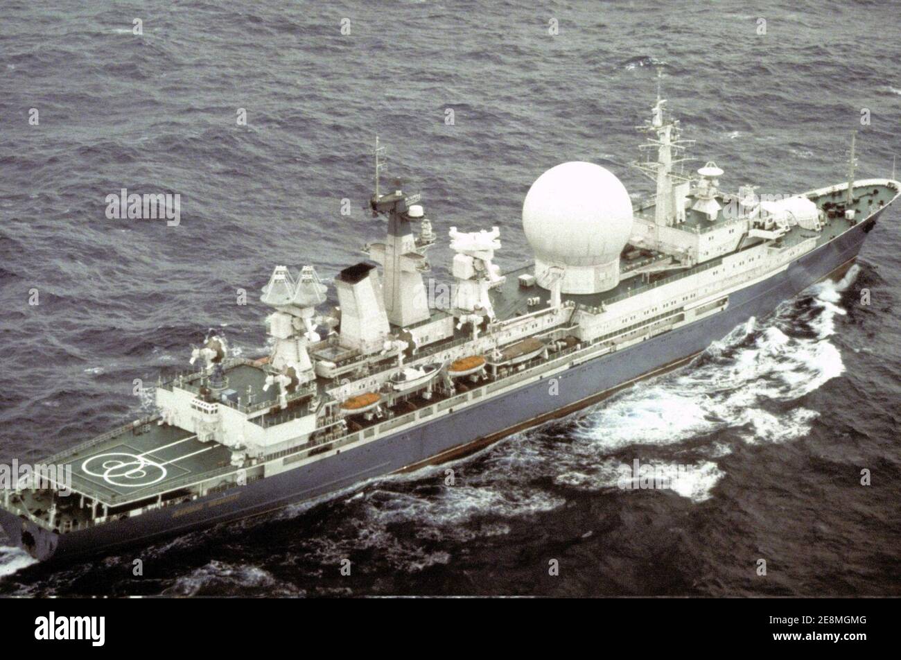 Missile range instrumentation ship hi-res stock photography and images ...