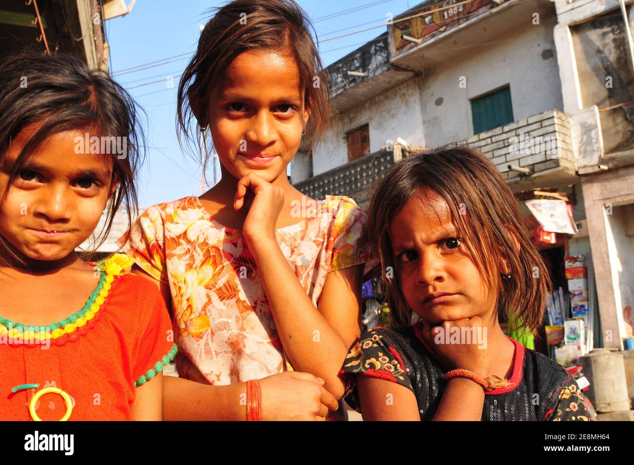 Slum girls hi-res stock photography and images - Alamy