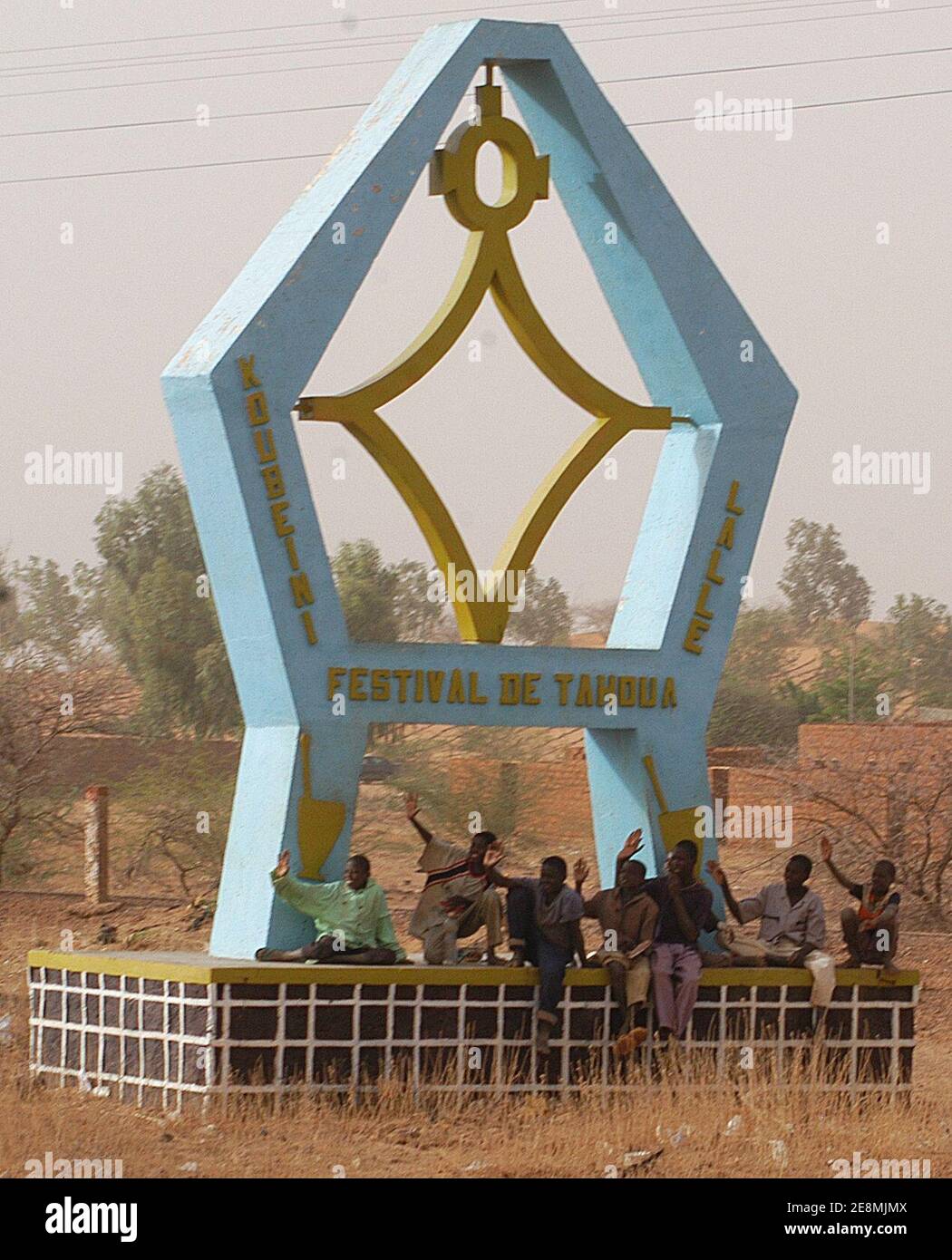 Monument Tahoua Niger 2006 Stock Photo - Alamy