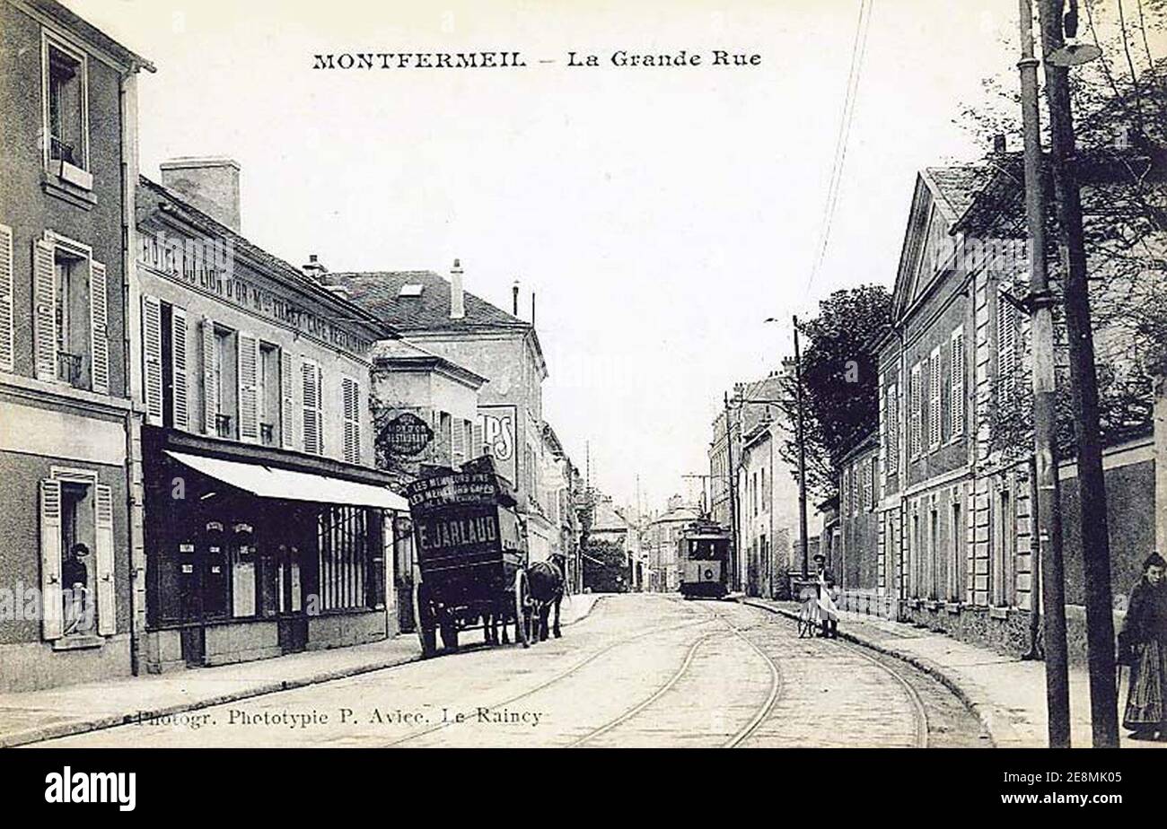 Montfermeil-La Grande Rue Stock Photo - Alamy