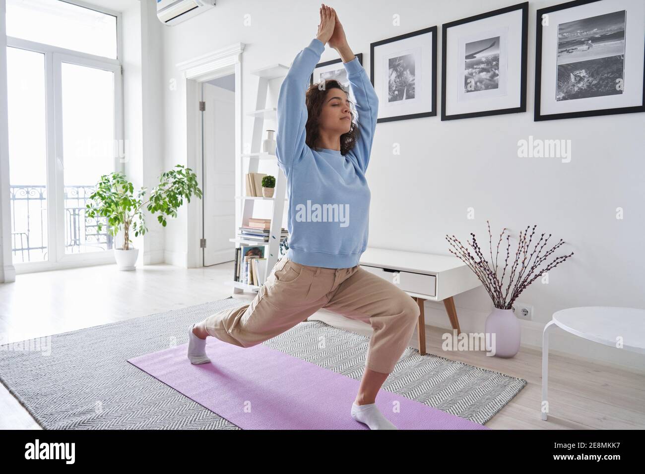Home fitness training hi-res stock photography and images - Alamy