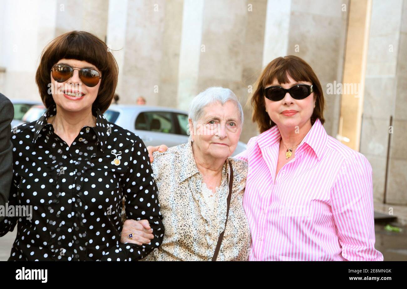 Singer Mireille Mathieu, her mother and sister attend Christian Lacroix ...
