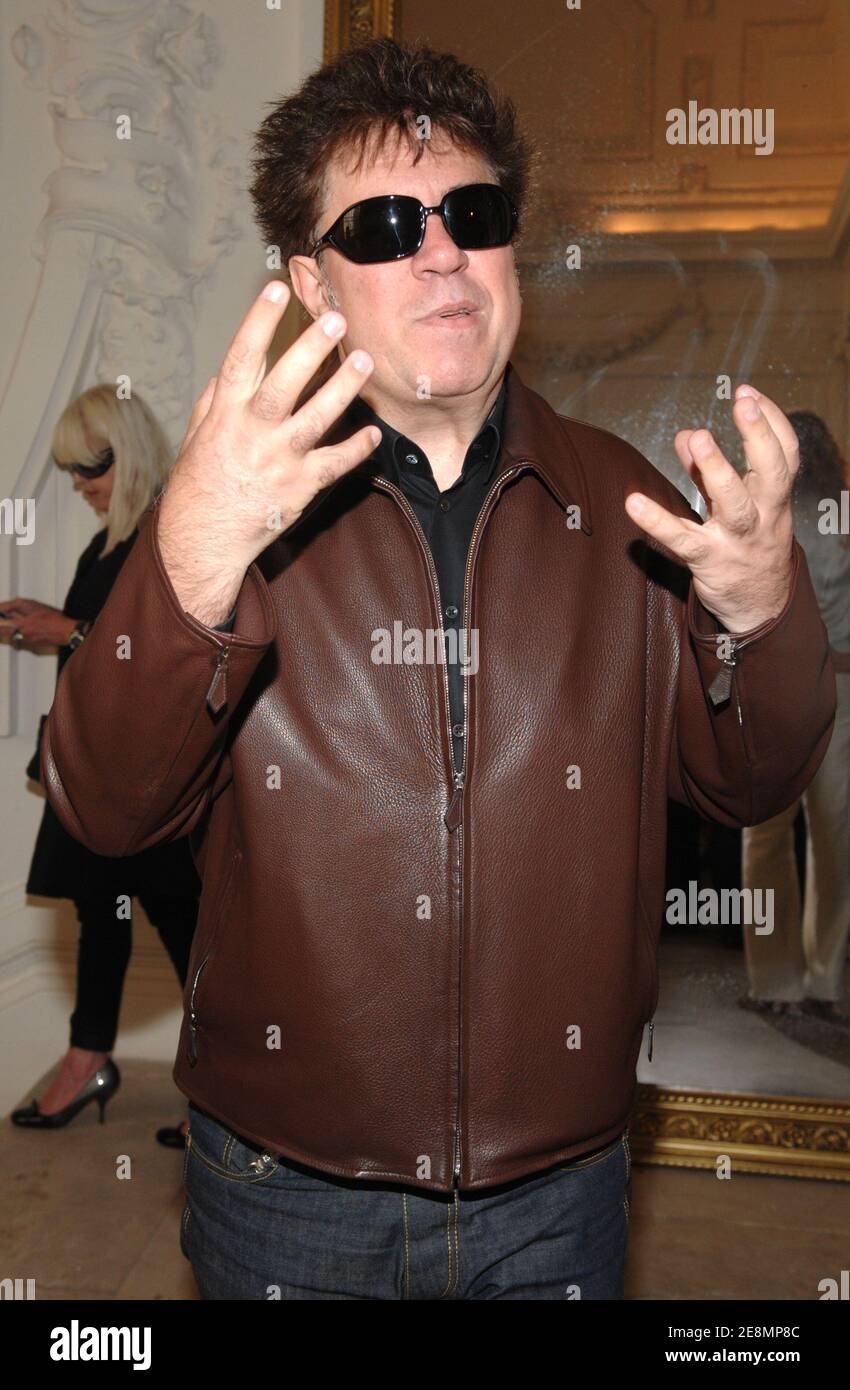 Jean paul gaultier soleil hi-res stock photography and images - Alamy