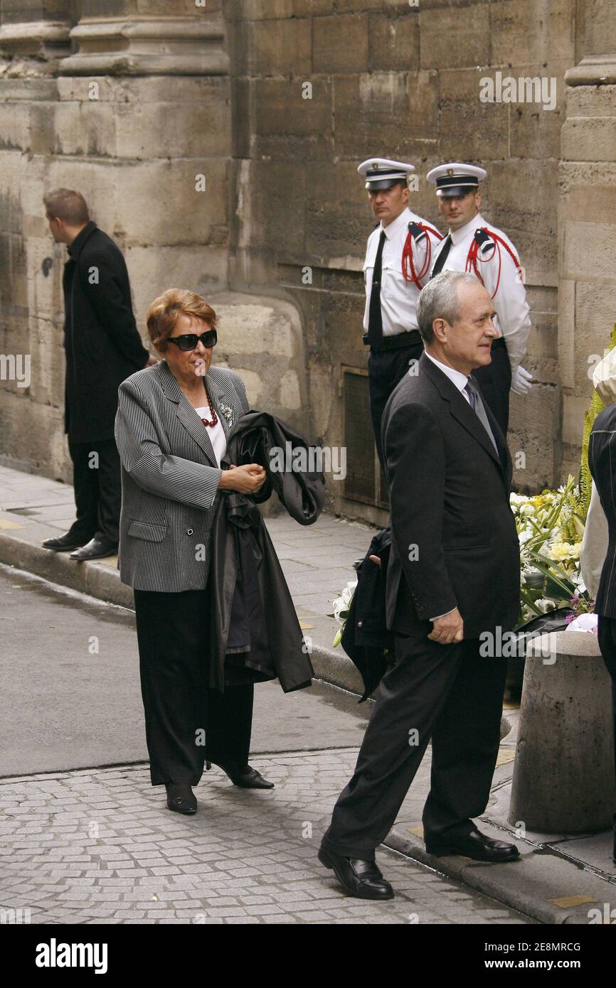 Former Paris mayor Jean Tiberi (r) attends the funeral mass of Claude ...