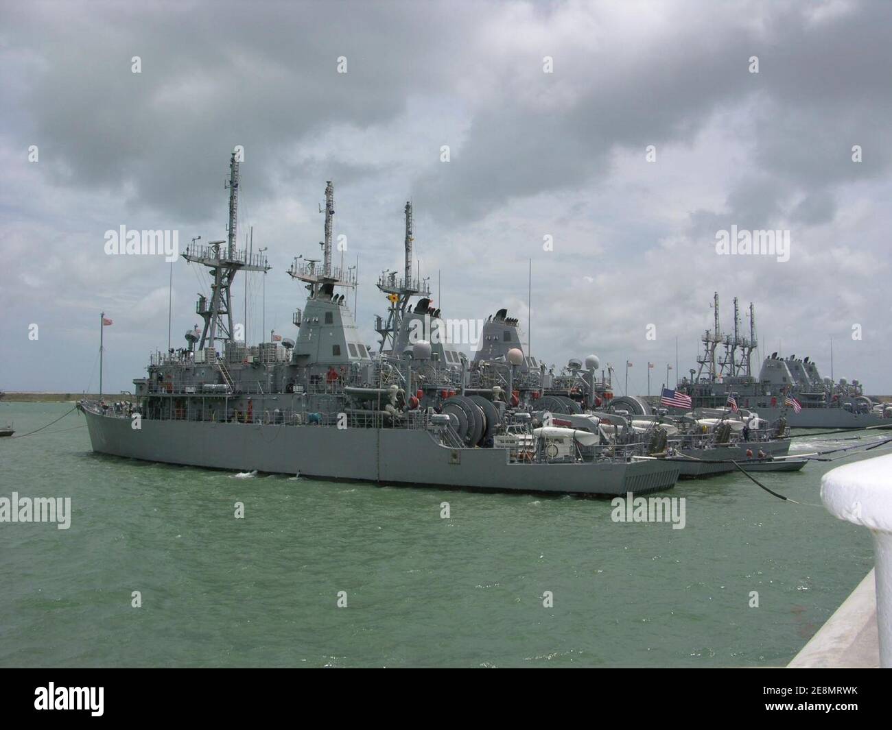 Mine warfare ship hi-res stock photography and images - Alamy
