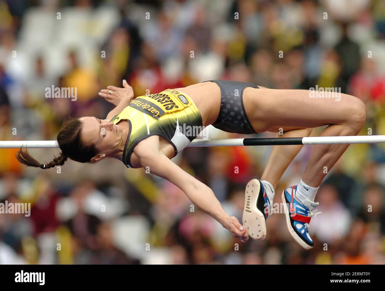 Yelena slesarenko high jump hi-res stock photography and images - Alamy