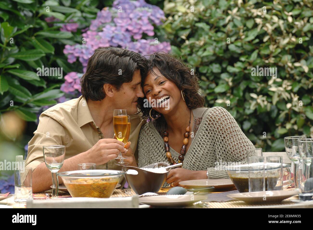 Rendez vous amoureux hi-res stock photography and images - Alamy