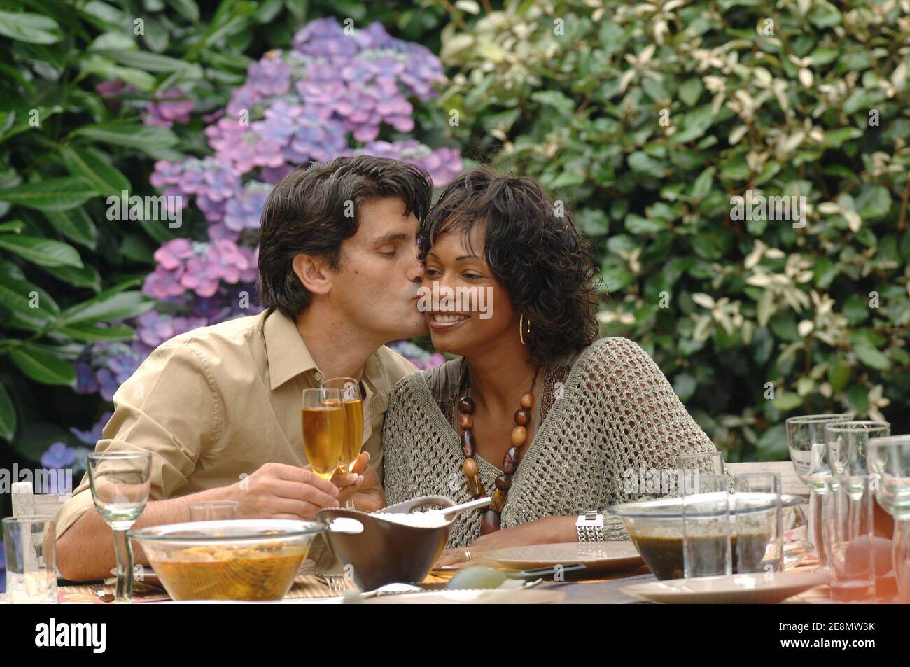 Couple fencing sport hi-res stock photography and images - Alamy