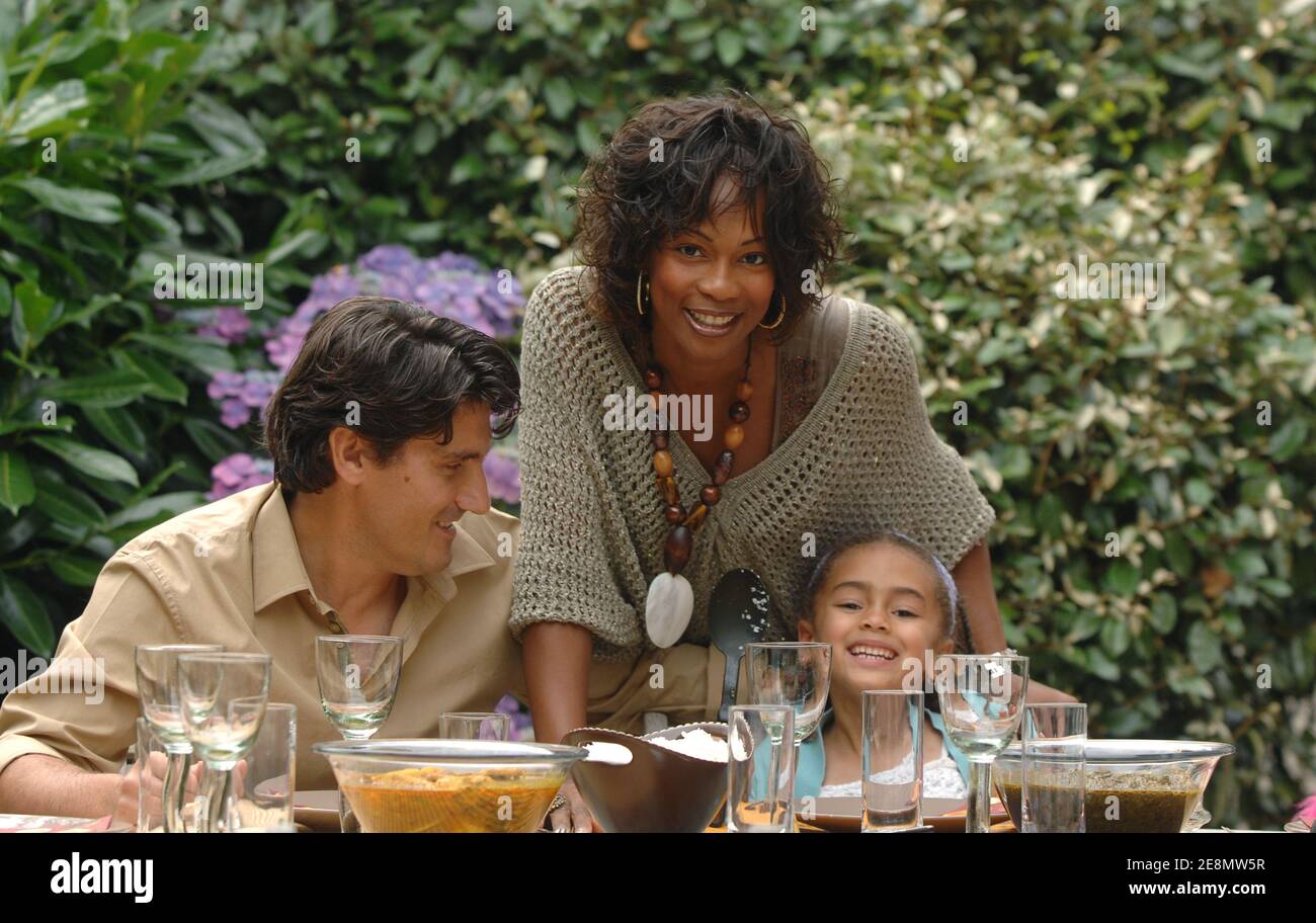 Rendez vous amoureux hi-res stock photography and images - Alamy