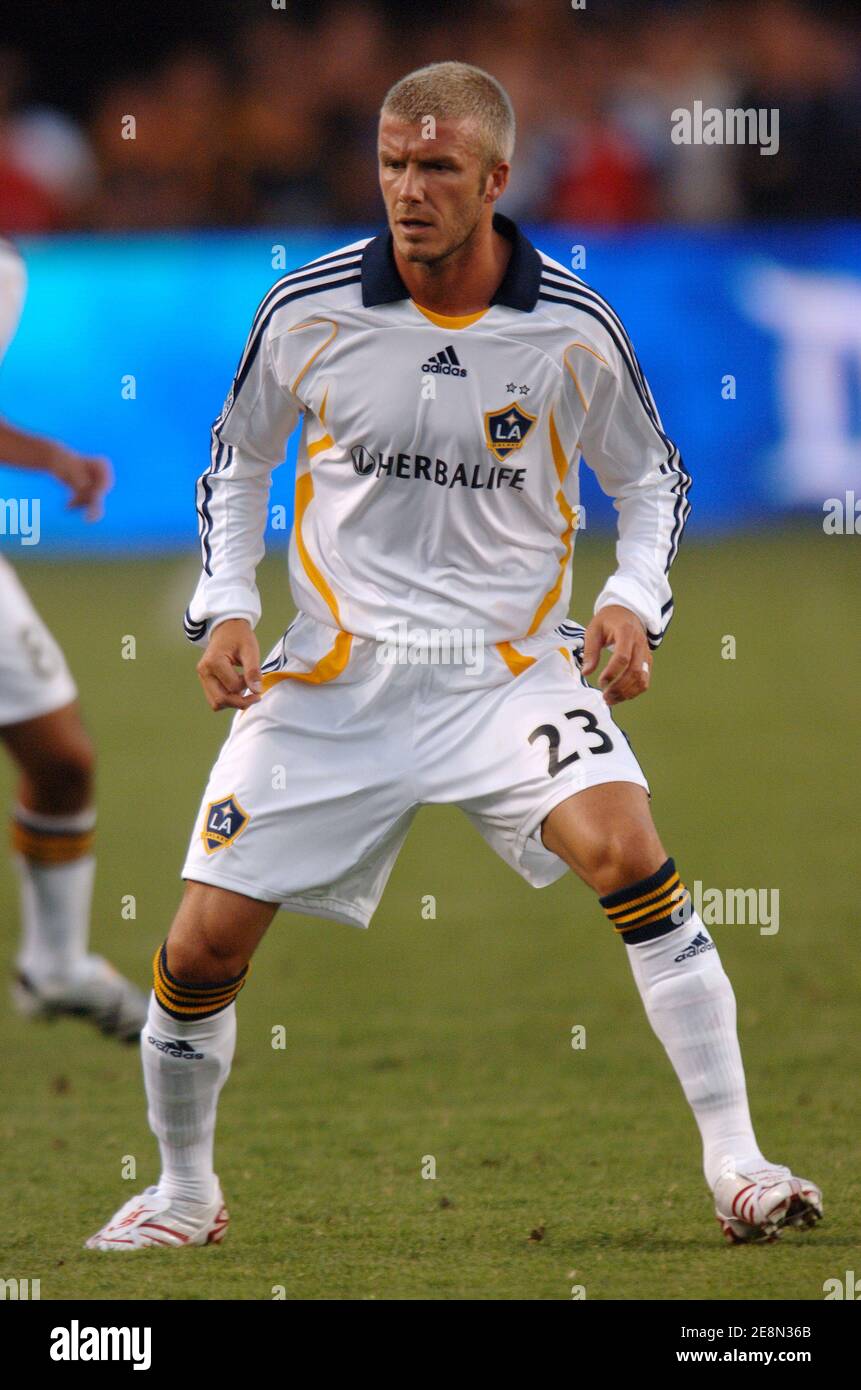 David Beckham's first game with the LA Galaxy against the Chelsea ...