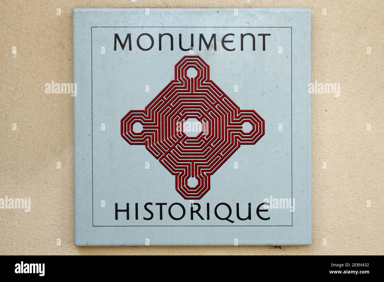 Monument historique - Plaque Stock Photo - Alamy