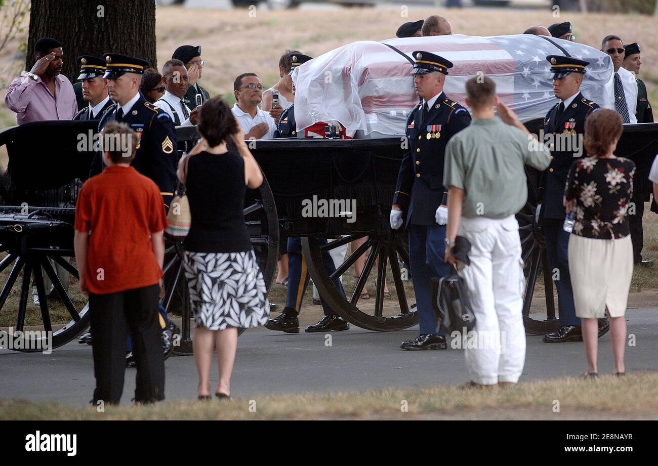 Army Nurse High Resolution Stock Photography and Images - Alamy