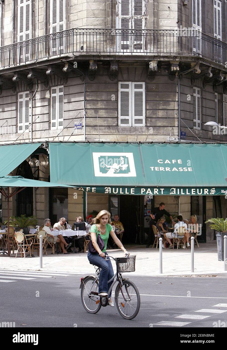 Former French soccer Zinedine Zidane is owner of the restaurant 'le ...