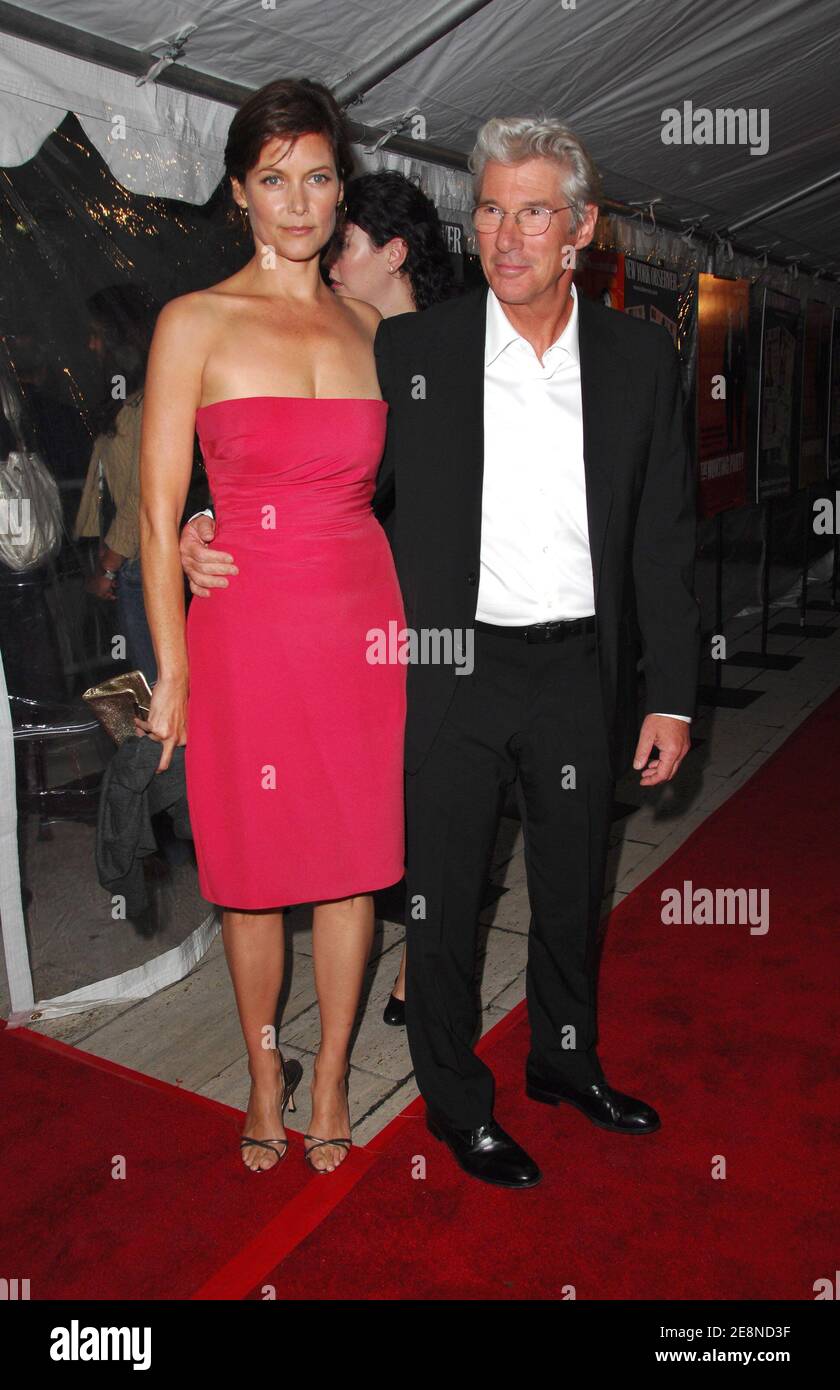 Actors Carey Lowell and Richard Gere attend the New York Premiere of ...