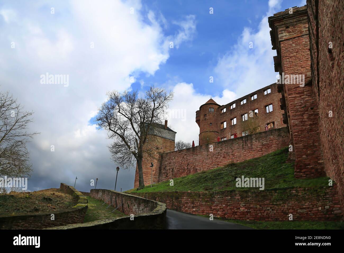 Wertheim baden wuerttemberg wertheim castle hi-res stock photography ...