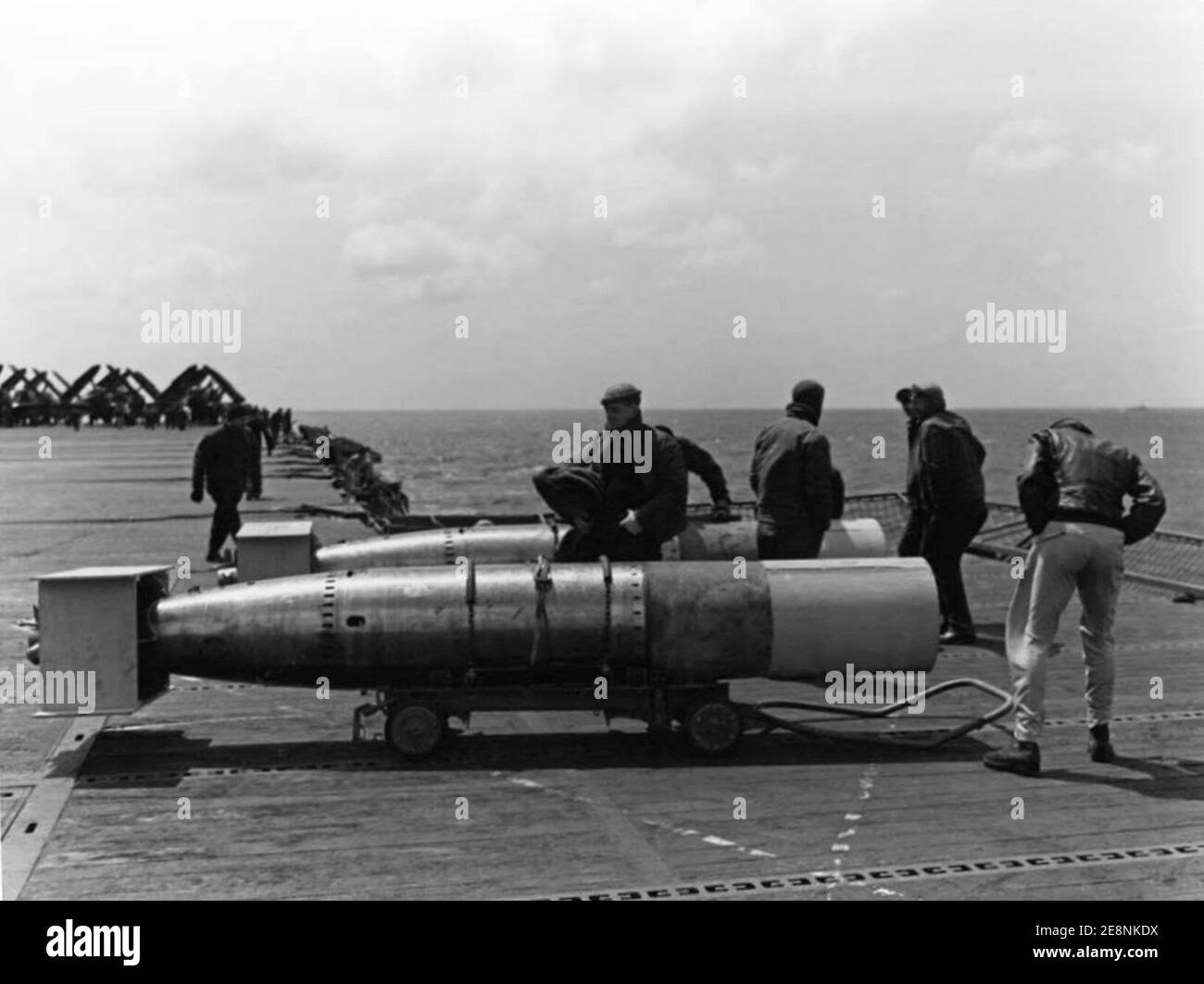 Mk XIII torpedoes on USS Bennington (CV-20) in March 1945 Stock Photo ...