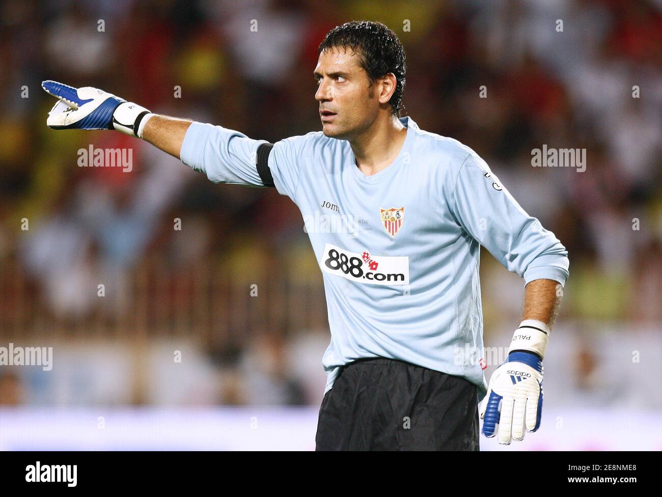 Palop sevilla fc goalkeeper hi-res stock photography and images - Alamy