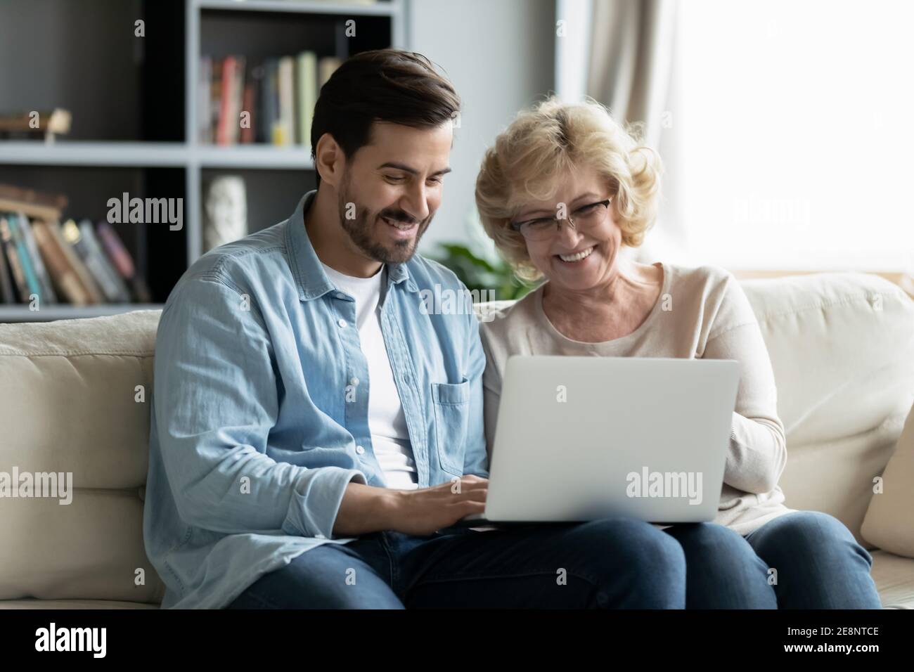 Happy user computer screen laptop man hi-res stock photography and ...