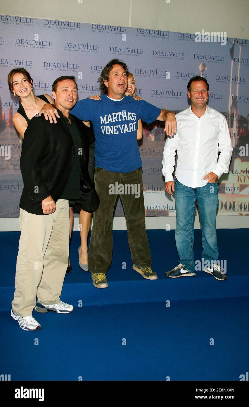 Michelle monaghan bobby farrelly peter farrelly malin akerman hi-res ...