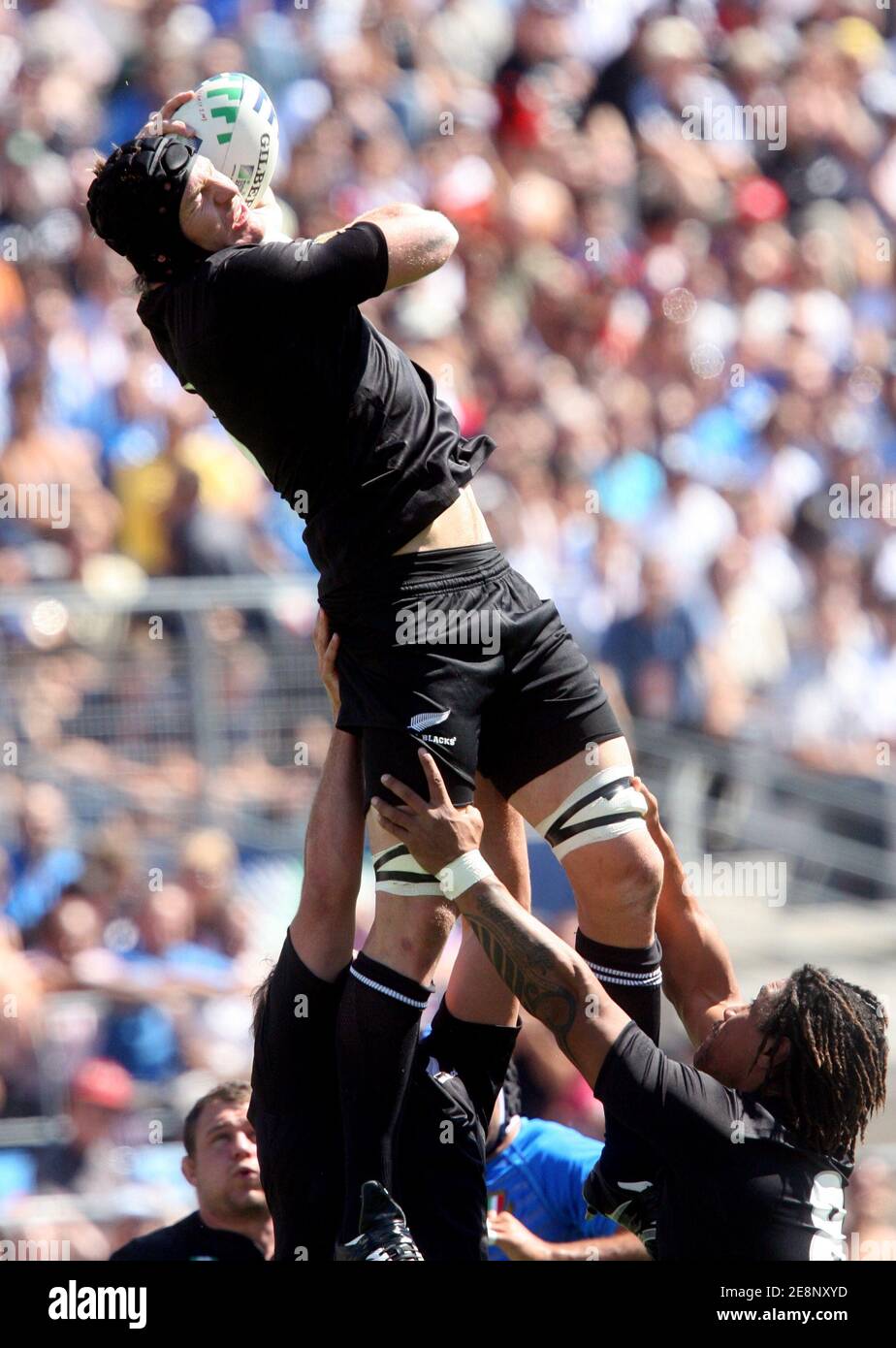 New Zealand's Ali Williams during the IRB Rugby World Cup 2007, Pool C ...