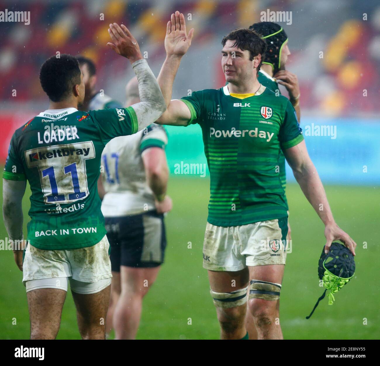 BRENTFORD, ENGLAND - JANUARY 31: Rob Simmons of London Irish celebrates ...