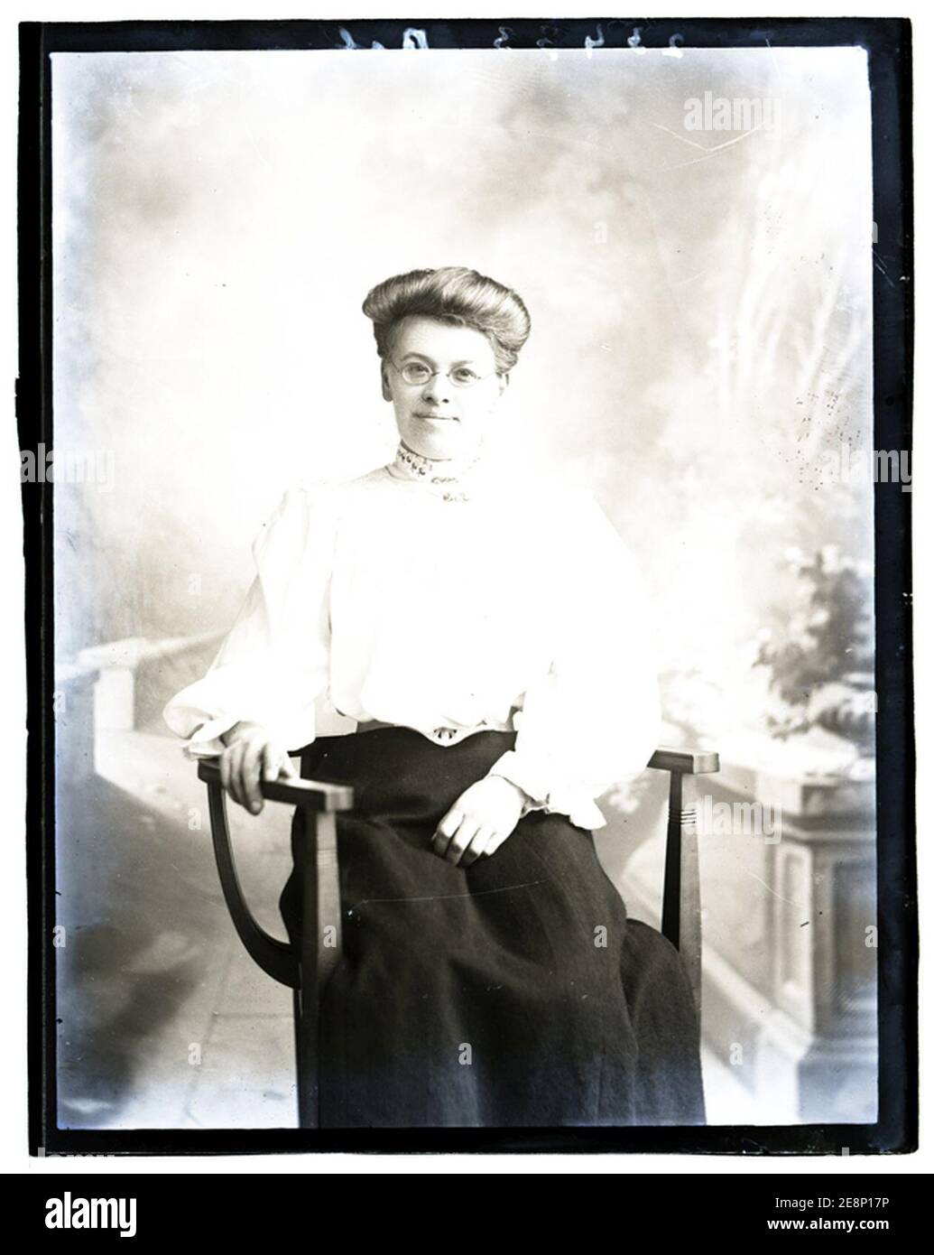 Miss Bell, 27 Nov 1906 (16581565885 Stock Photo - Alamy