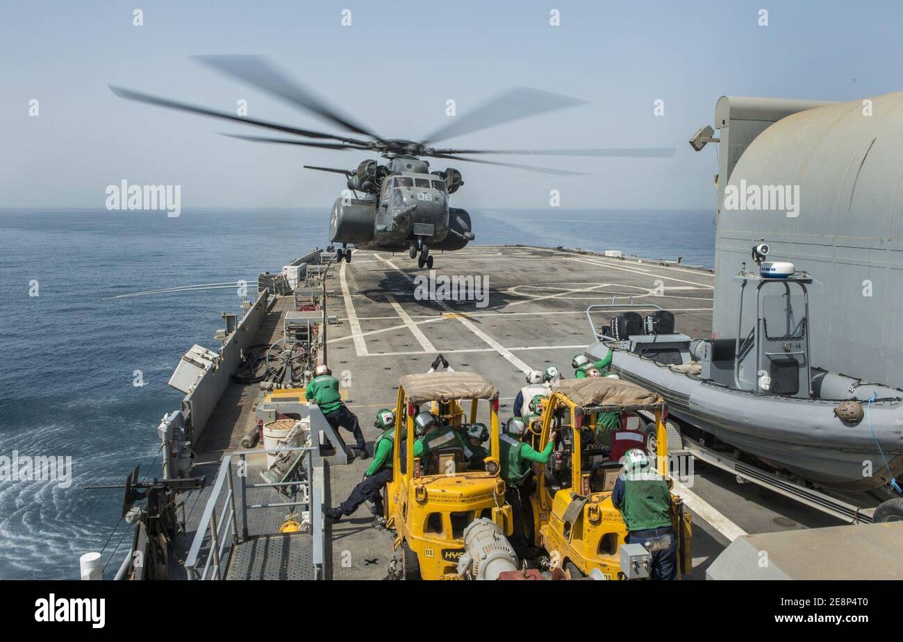 Mine countermeasure training hi-res stock photography and images - Alamy