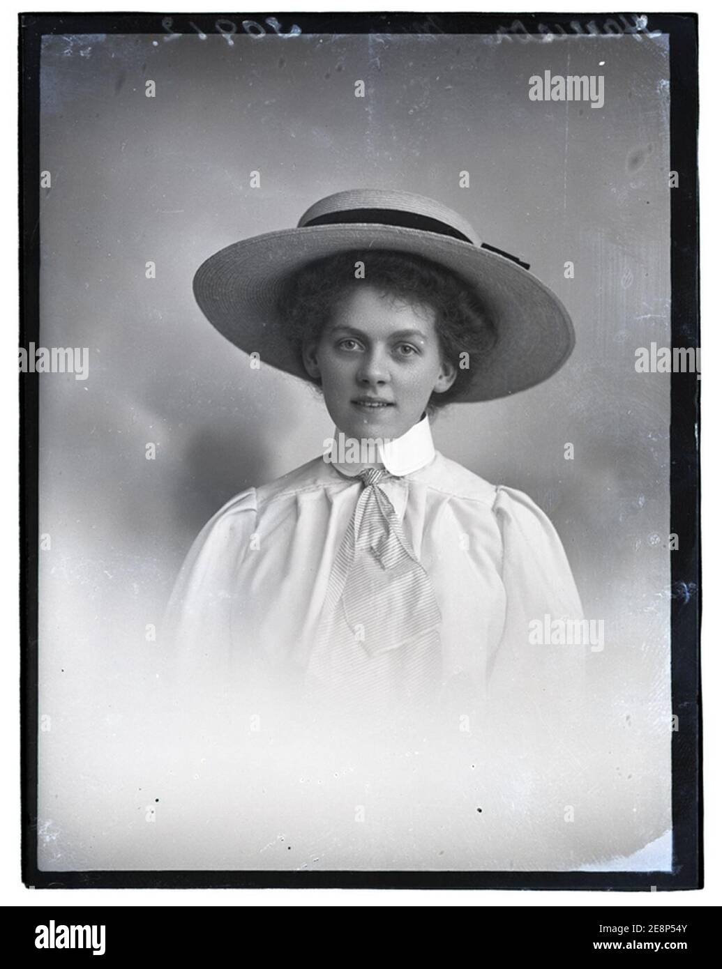 Miss Harrison, 31 Aug 1910 (17374516010 Stock Photo - Alamy