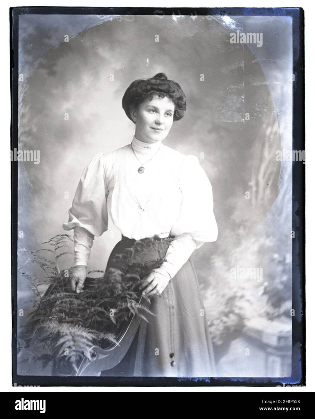 Miss Cox, 1 Dec 1906 (17559780382 Stock Photo - Alamy
