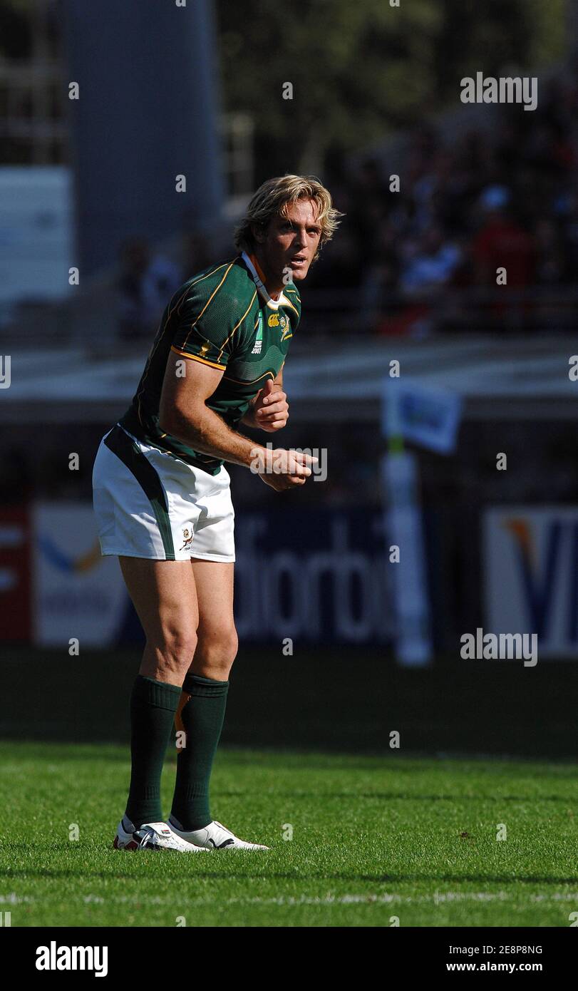 South's Africa's Percy Montgomery during the IRB Rugby World Cup 2007 ...
