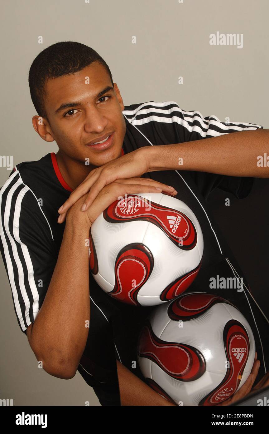 PSG's David N'Gog poses for our photographer at the Adidas' Champs ...