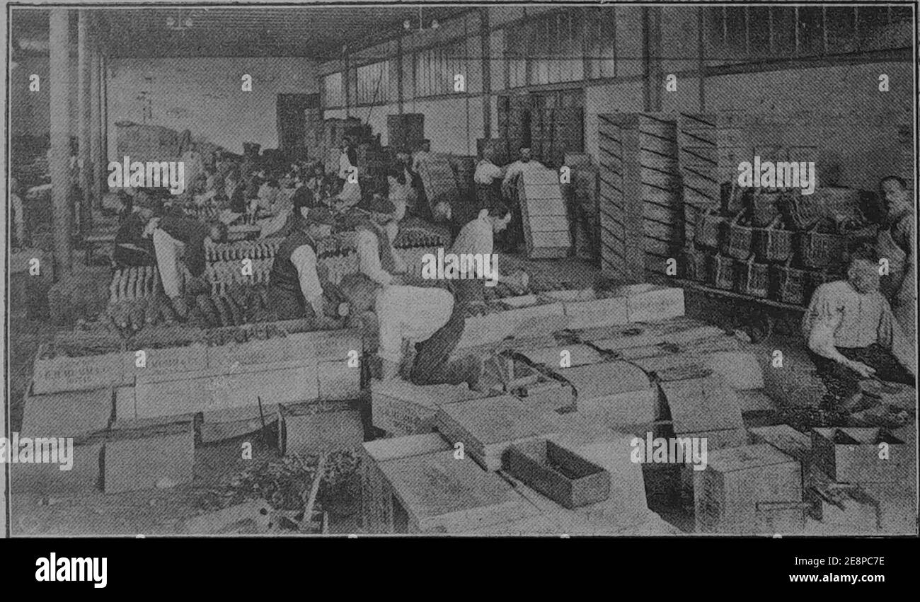 Colis High Resolution Stock Photography and Images - Alamy