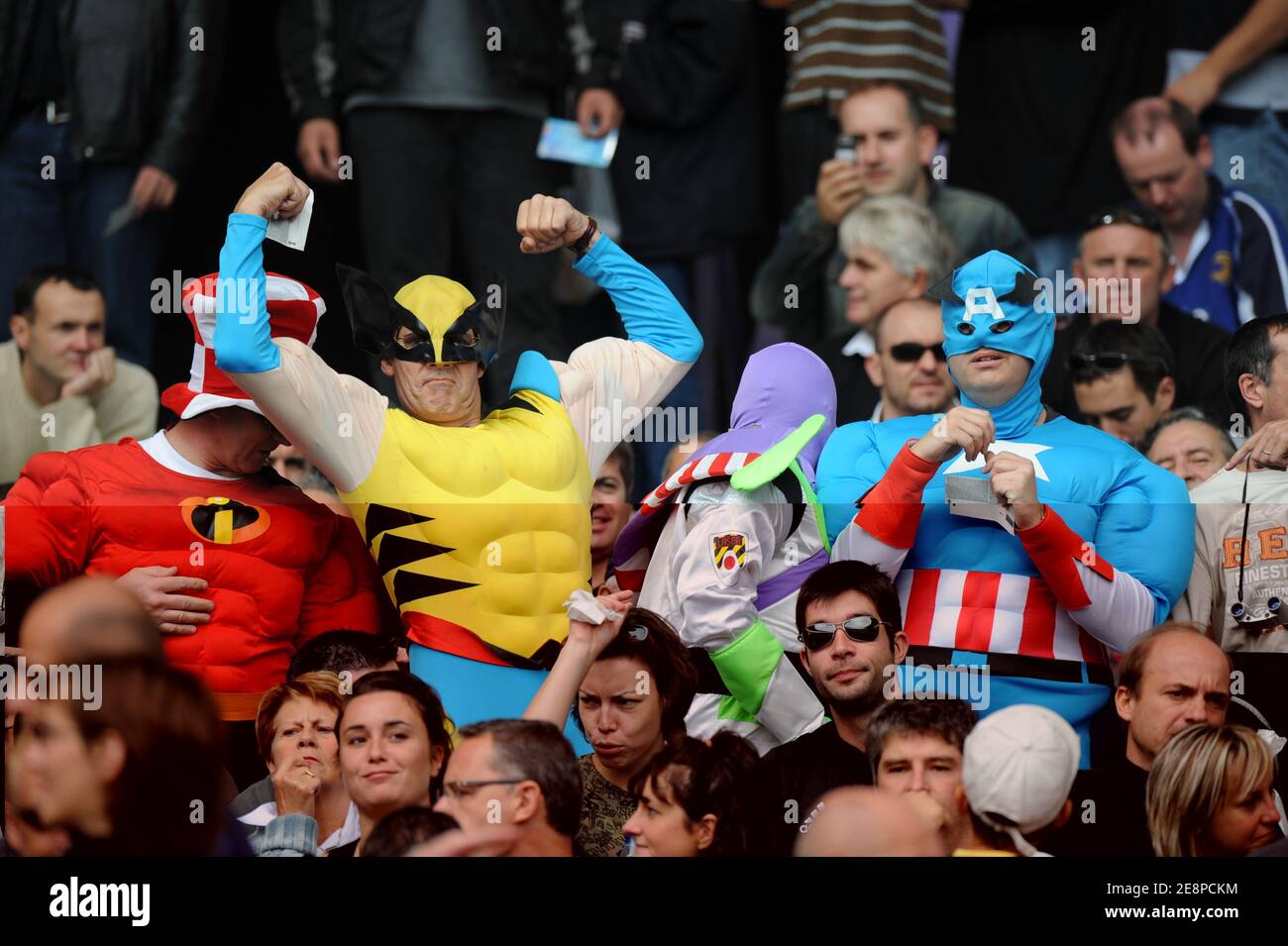 Toulouse rugby fans hi-res stock photography and images - Alamy