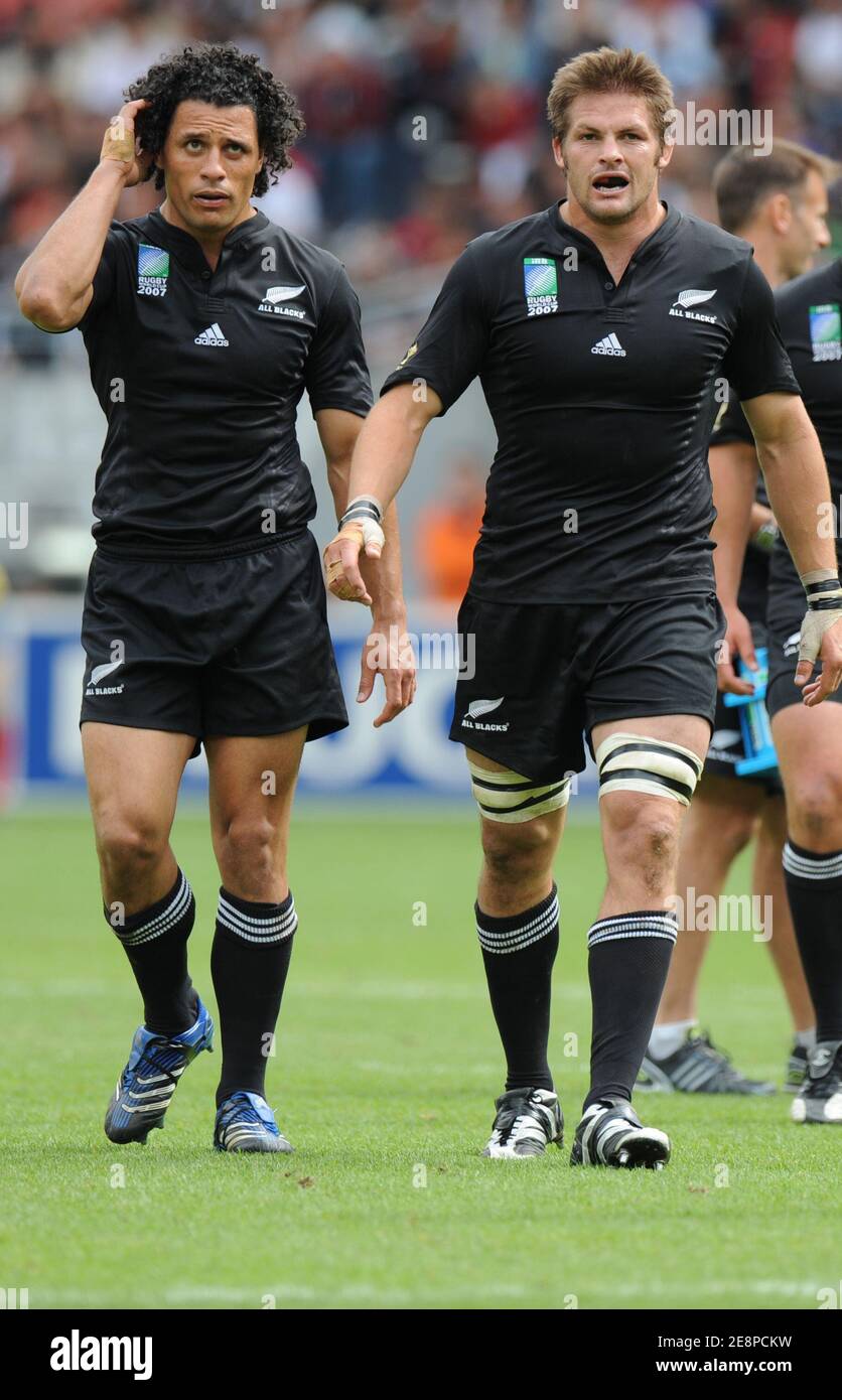 (L-R) New zealand's Doug Howlett and Richie McCaw during the IRB Rugby ...