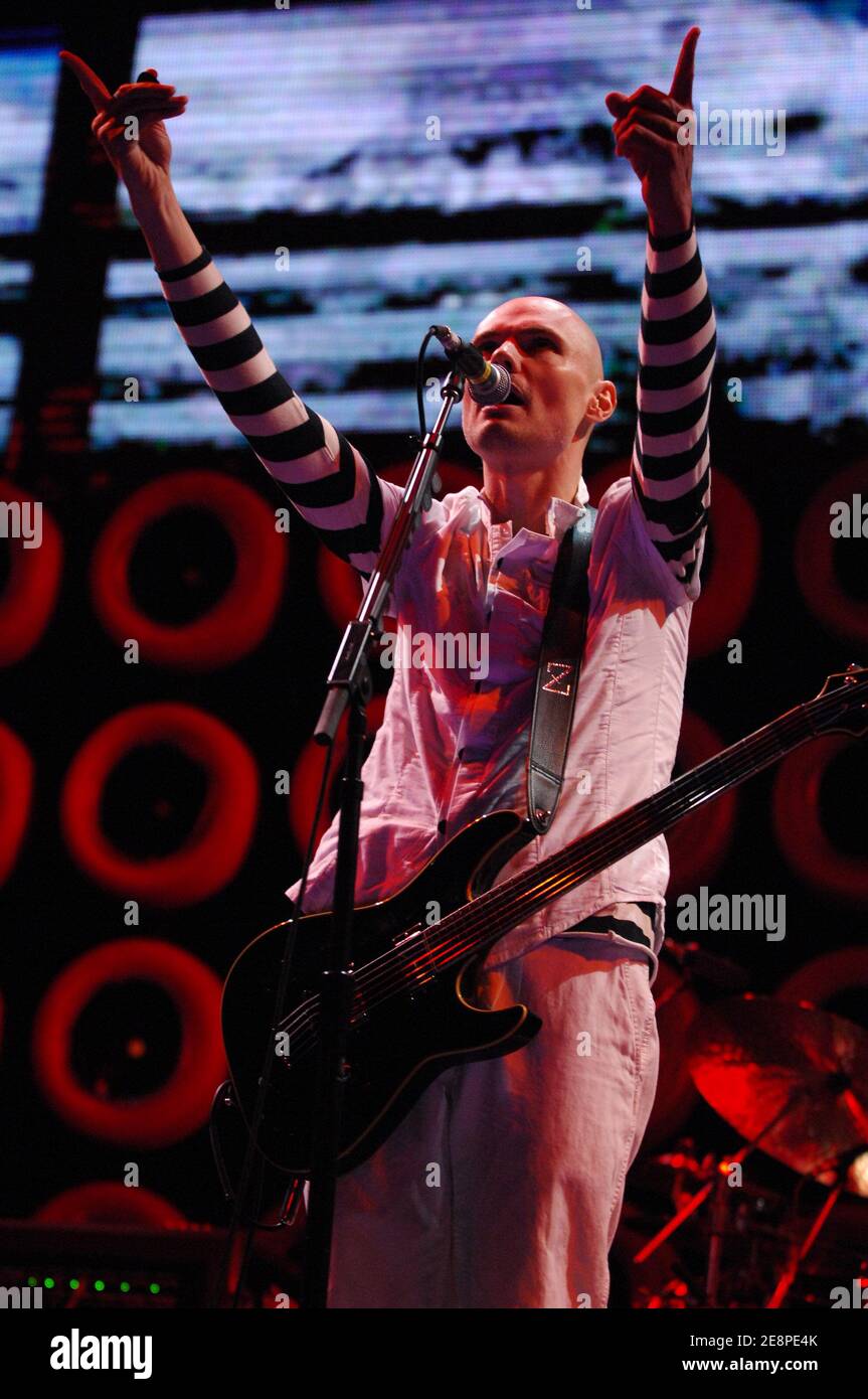Singer/guitarist Billy Corgan of Smashing Pumpkins performs onstage ...
