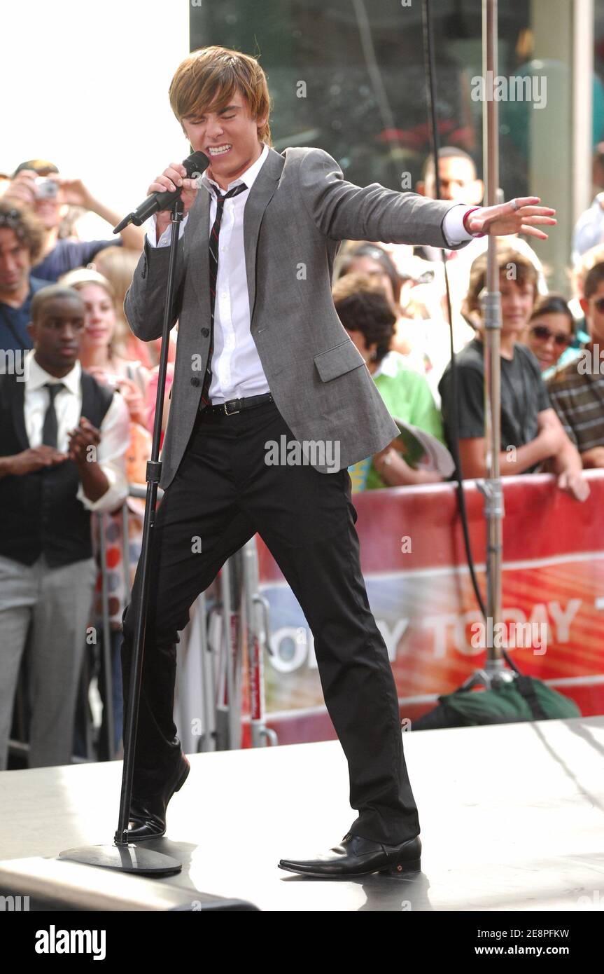 Actor Zac Efron from the cast of Hairspray performs live on NBC's ...