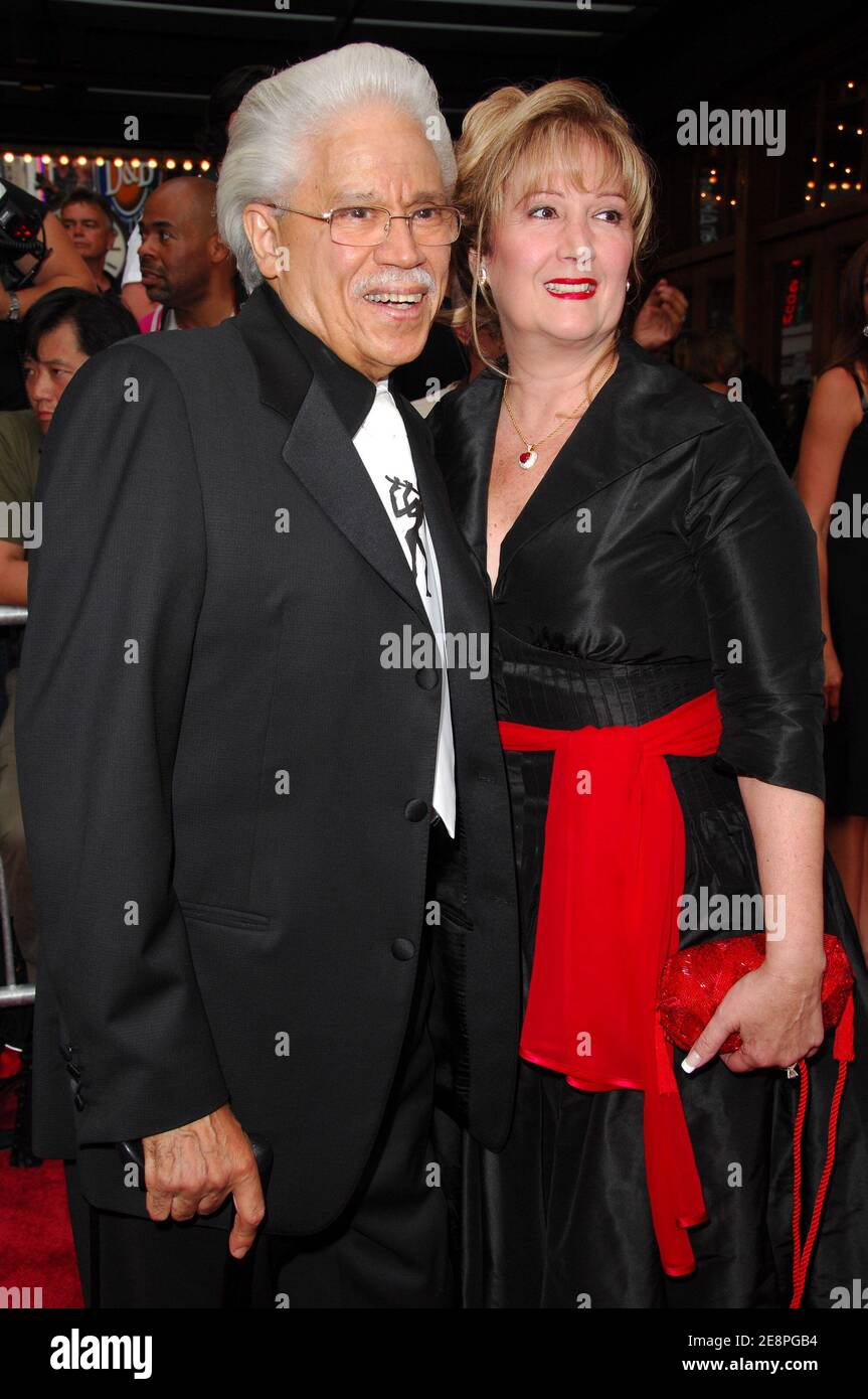 Cantante johnny hi-res stock photography and images - Alamy