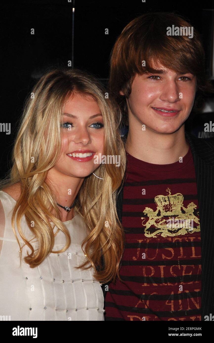 Actors Taylor Momsen (L) and Alex Neuberger attend the premiere of ...