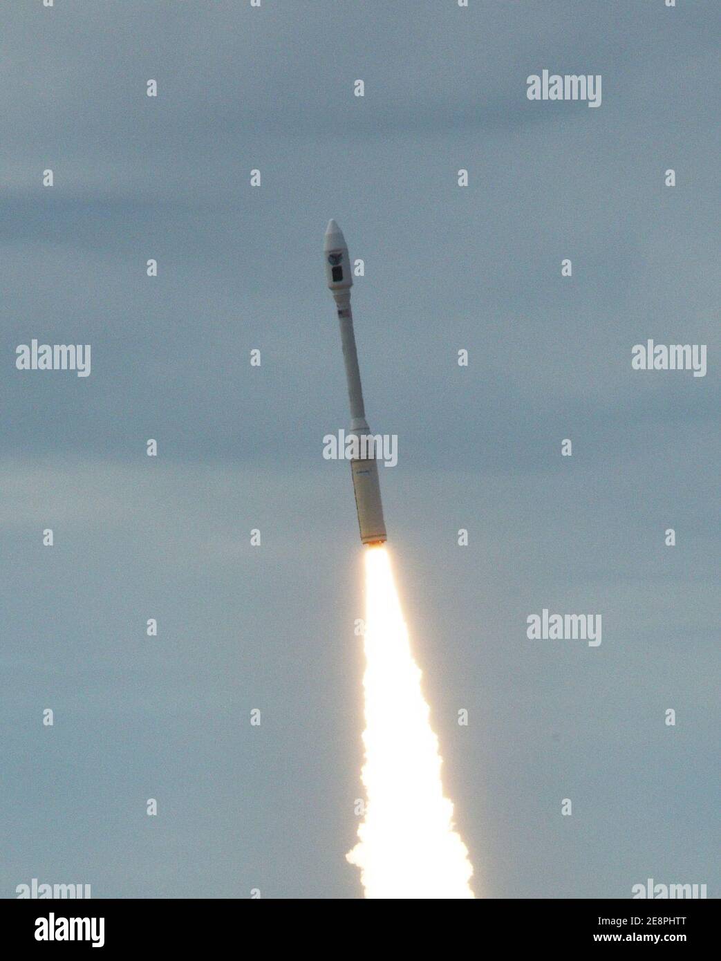 Minotaur C launch (crop zoom Stock Photo - Alamy