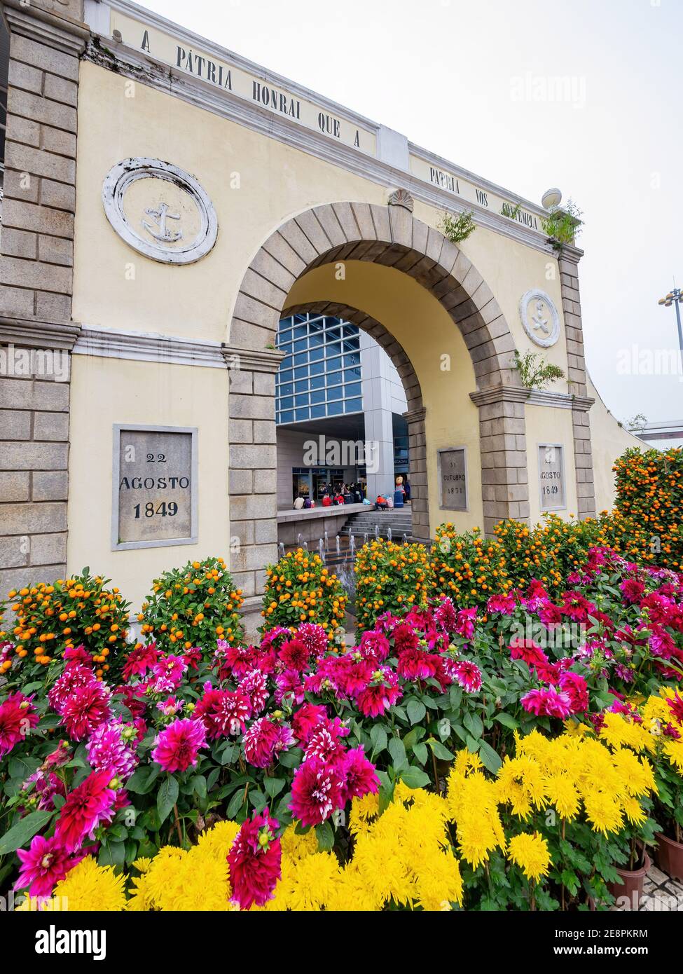 China macau border hi-res stock photography and images - Alamy