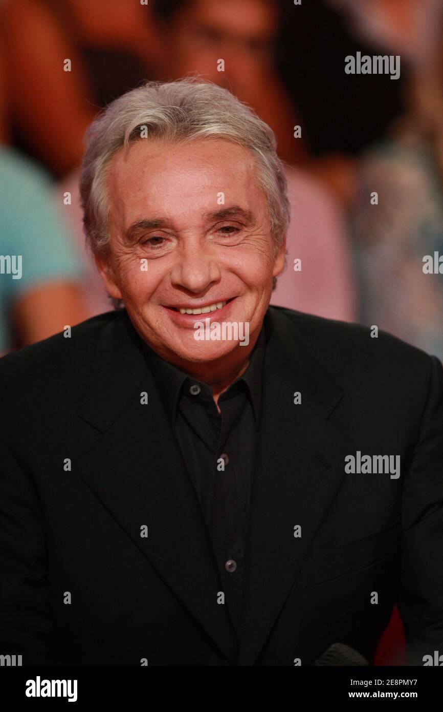 MICHEL SARDOU at the taping of Vivement Dimanche on September 12, 2007 ...