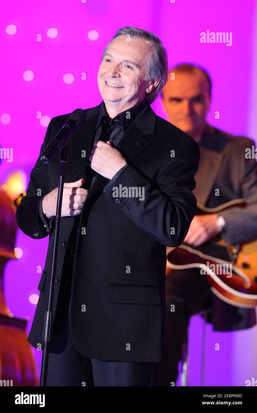 Gerard Rinaldi at the taping of Vivement Dimanche on September 12, 2007 ...