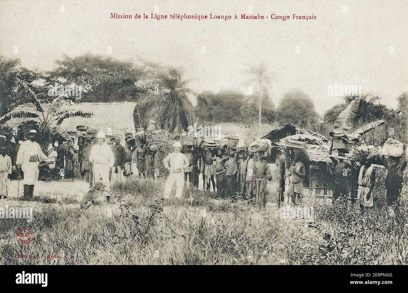 Mission de la ligne téléphonique Loango à Massabe-Congo Français Stock ...