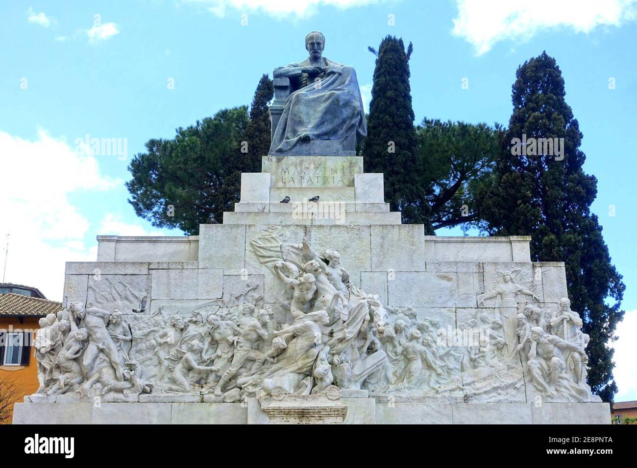 Monument to giuseppe mazzini hi-res stock photography and images - Alamy
