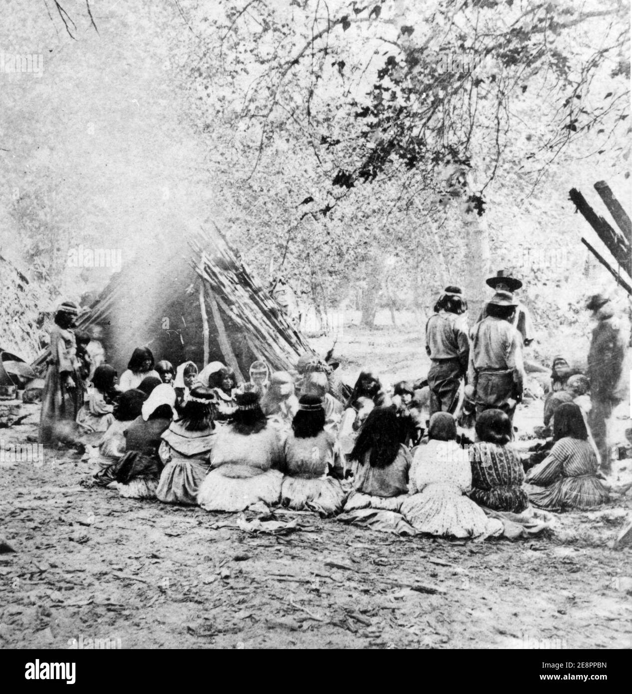 Miwok hi-res stock photography and images - Alamy