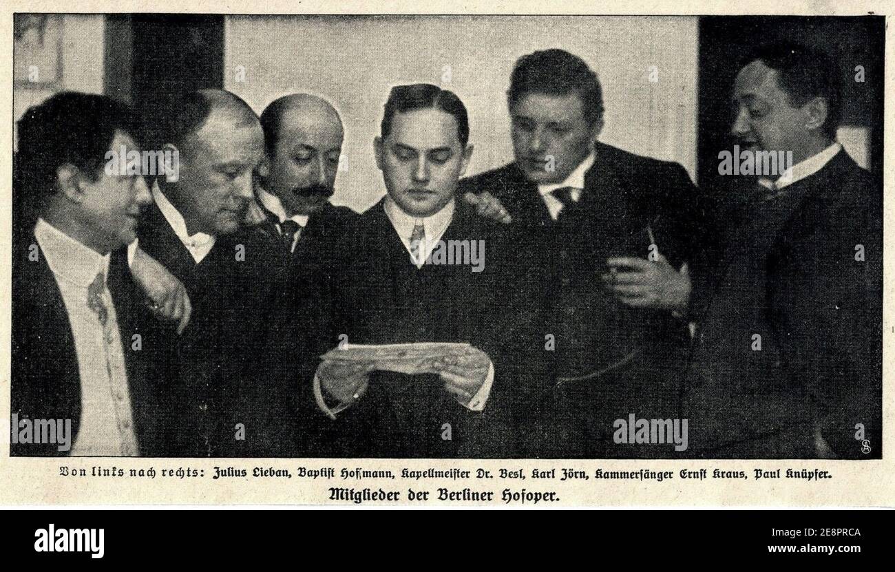 Der hofoper hi-res stock photography and images - Alamy