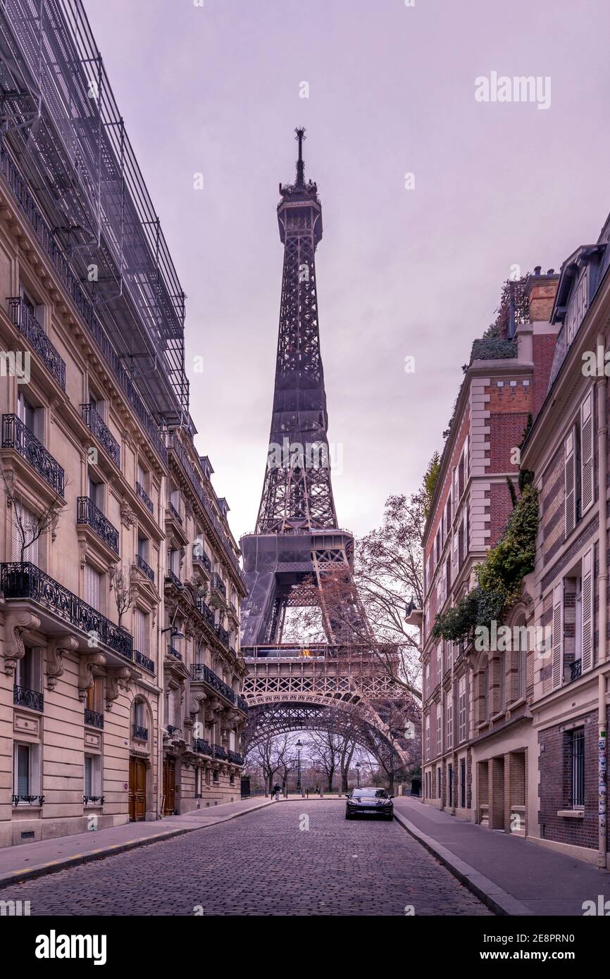 Rapp Paris High Resolution Stock Photography and Images - Alamy